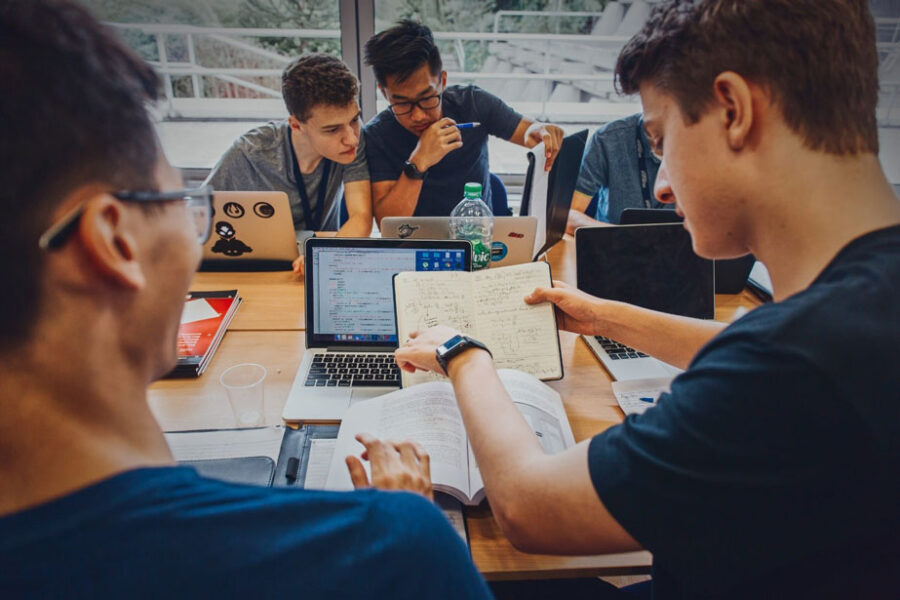 Amazon FBA vs. DHL Ecommerce - Dropship Kiwi